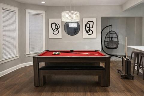 Near Lake & Museum • Modern • Game Area - Hammond, IN