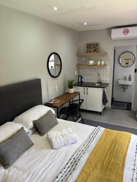 Lucky13 Guesthouse 145 Trematon Drive - Durban