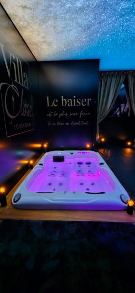 Villa Close Brive Centre - Love Room - Spa Privatif - Brive-la-Gaillarde