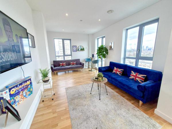 Fully Furnished 3 Bedroom Penthouse In Battersea With 3 Private Balconies And Lift Near Clapham Nine Elms - Chelsea - London