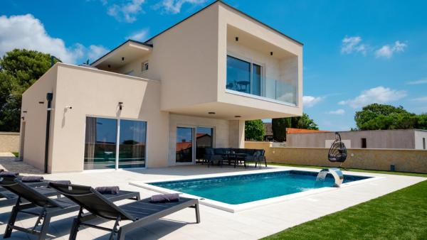 Beautiful Villa Paula With Jacuzzi In Pula - Banjole