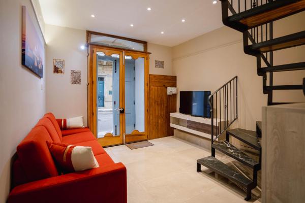 9 Studio Flat - Malta