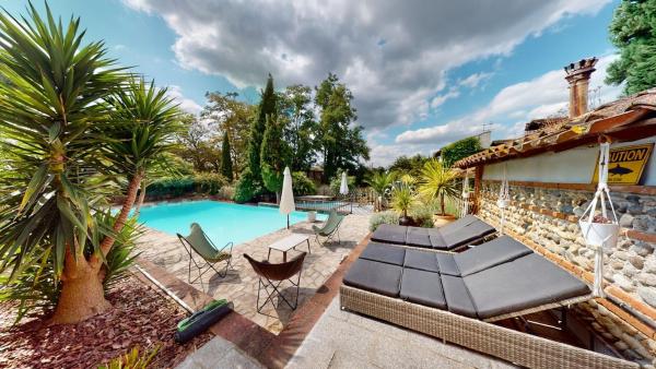 Les Cyprès De Pierre, Maison De Ville Avec Piscine - Auterive