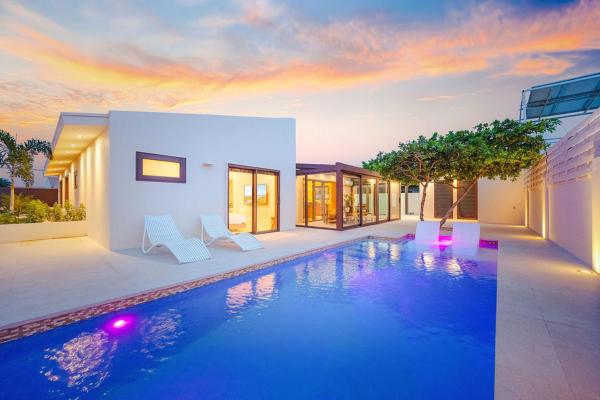 New Lux Villa Danzapoolyogabbqwalk>eagle Beach - Aruba