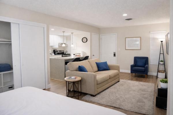 King Bed*extensive Cleaning Protocol*self Check-in - Salt Lake City, UT