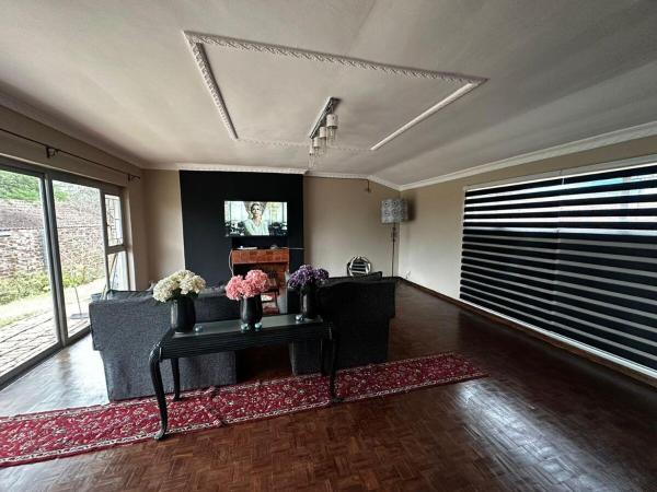 Homey Haven In Borrowdale - Harare