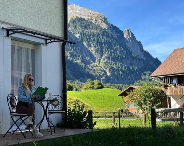 Mountain View Apartment - Adelboden