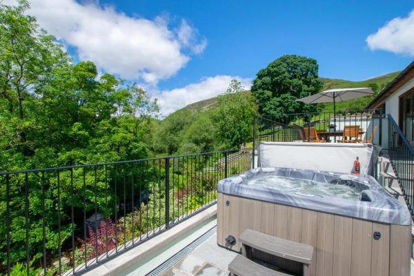 4 Bed In Llanarmon Dyffryn Ceiriog Oc-bow151 - Llangollen