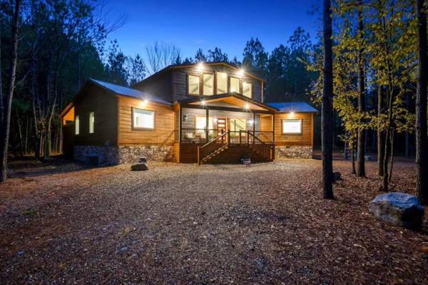 Heated Pool, Mini Golf, Hottub, Firepit, Sleeps 14 - Broken Bow, OK