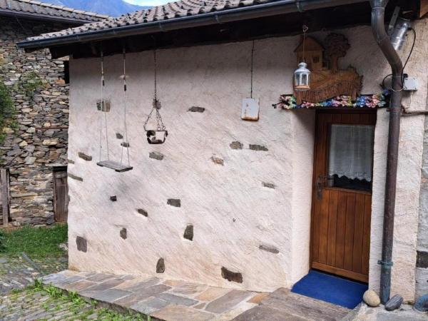 Holiday Home Entdecken Sie Den Charme Von Casa Clementina In Indemini By Interhome - Locarno