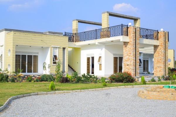 Inshenyi Nest - Ouganda