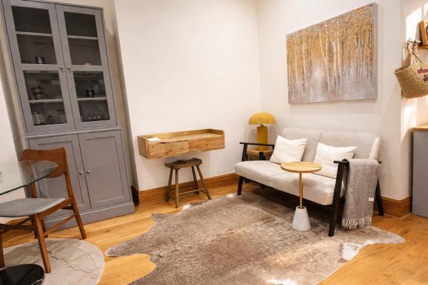 The Little Nest On Richmond - Surbiton