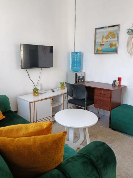 Emerald Nook Studio Along Ngong Rd Nairobi - Nairobi