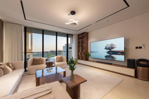 إطلالة بحرية مع بلكونة شاشة سينما 98 إنش 4 غرف - Dammam