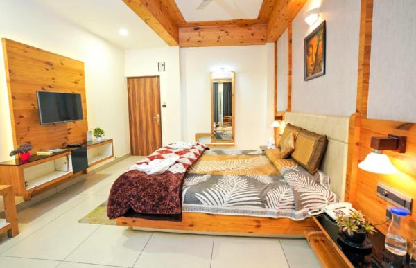 Mayur Solan Himachal Feel Like Home - Kandaghat