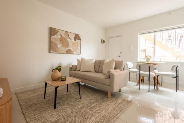 Charming St Kilda Apartment By Beach & Gardens - St Kilda