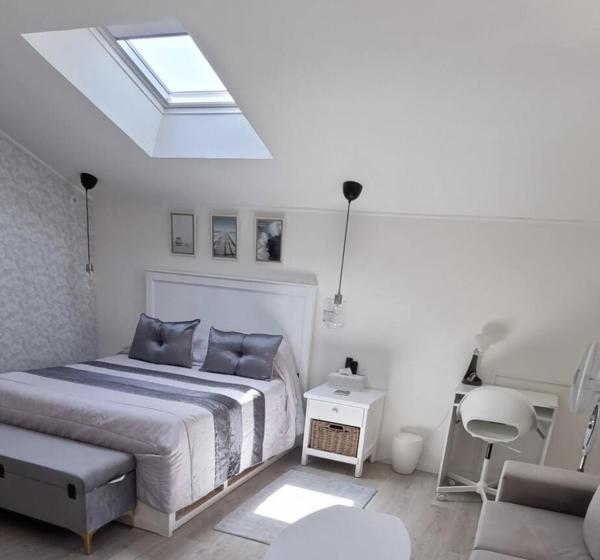 En-suite Room In Albergaria - Branca
