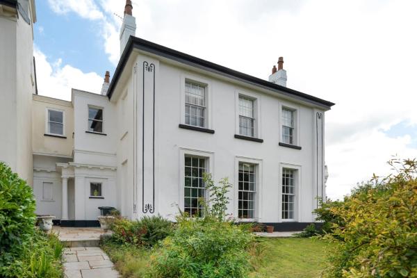 Grade Ii Listed House In Central Exeter - Exeter