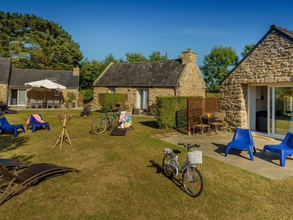 Holiday Home Großes Haus Mit üBerdachtem Und Beheiztem Swimmingpool By Interhome - Brest