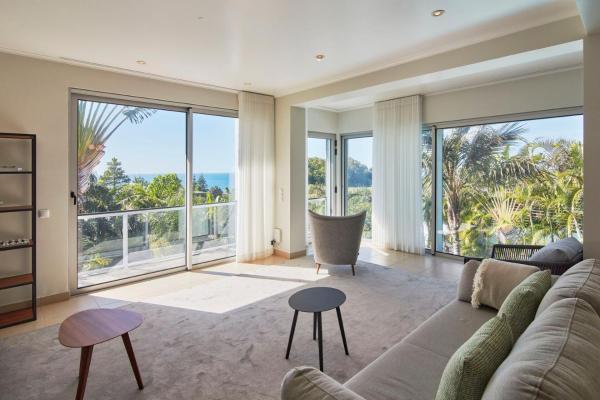Luxury Retreat With Pool & Views - アゾレス諸島