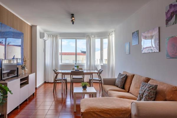 Priolo’s Nest - Sunlit Retreat With Free Parking - Ponta Delgada