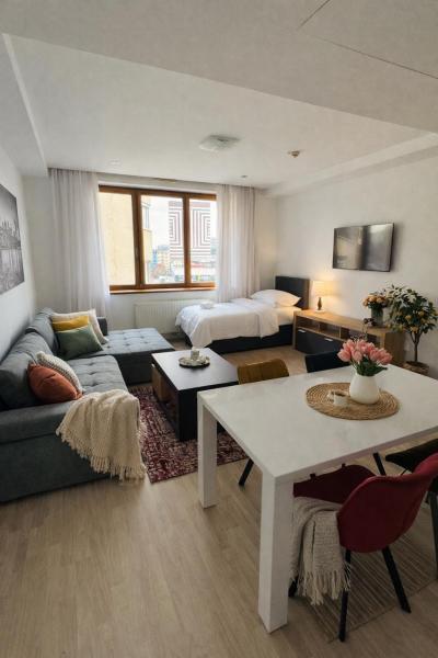 Central Walk Apartment - Bratislava