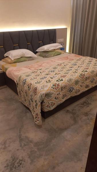 Nirvana Homestay - Mathura