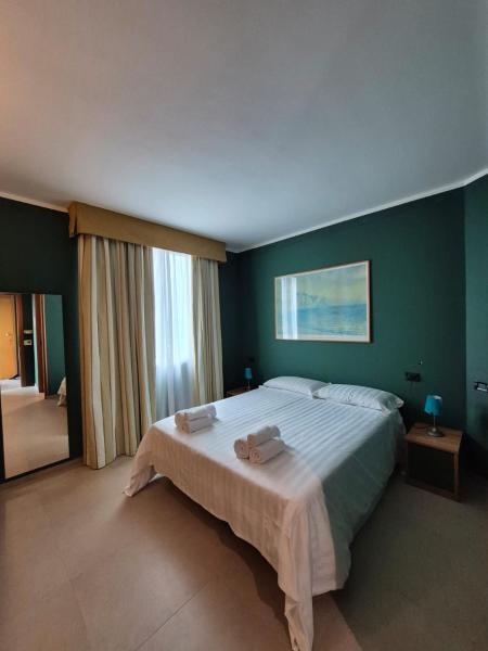 Garden Hotel - Praticello Di Gattatico - Re - Terre Di Canossa - Эмилия-Романья