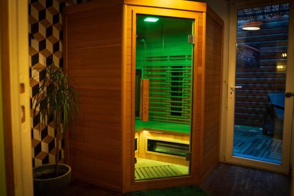 Le 8 Suite Spa Privative Sauna Et Jacuzzi Parking Gratuit - Mâcon