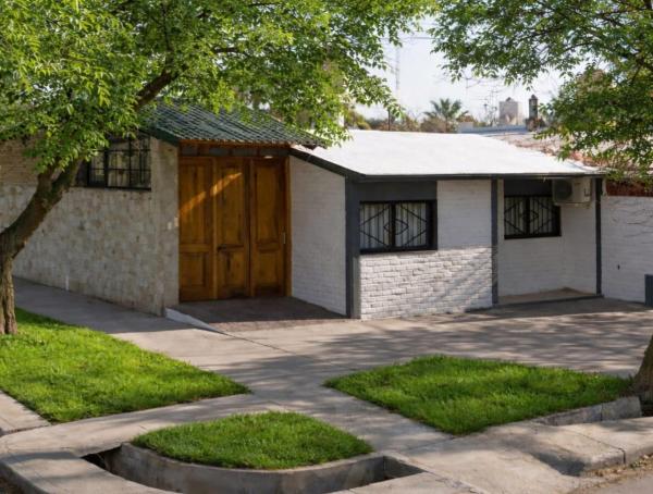 La Casa De La Esquina - San Rafael, Argentina