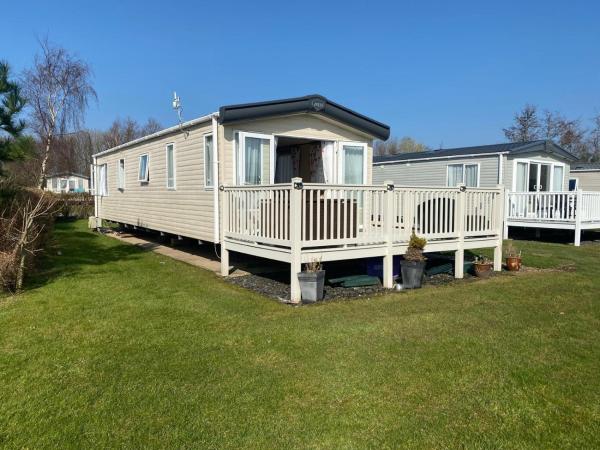 Lakeside View Caravan - Cartmel