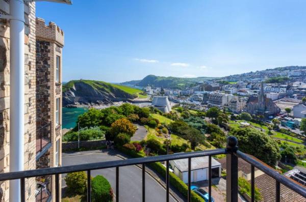Superb Sea Front Apartment With Great Sea Views - Woolacombe