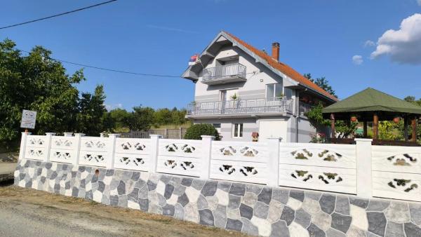 Domaćinsvo Stević - Sekurič - Serbia