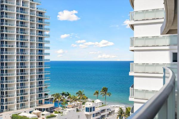 W Fort Lauderdale Corner Unit With Ocean View And Resort Access - 2br 2ba - Fort Lauderdale