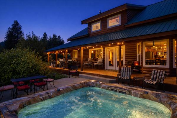 Alpine Acres Lodge By Nw Comfy Cabins - Lake Chelan, WA