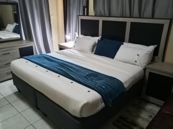 Solar City Guest House - Gaborone