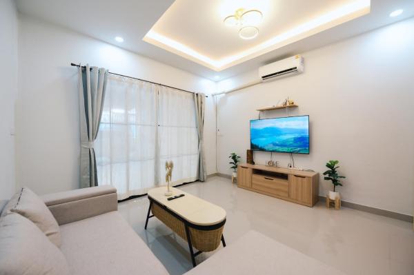 11 House-9 Mins To Leegarden,2 Mins To Bigc & 7-eleven,parking Available - Thailand