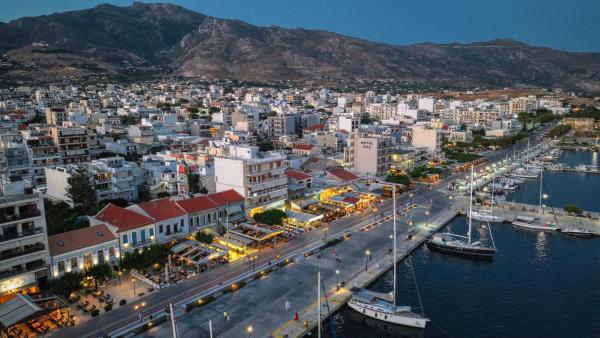 Zoe's Villa - Modern Karystos Apartments By The Port & Beach - Marmari