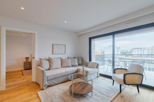Serenity Suite I, By Home Match - Setúbal