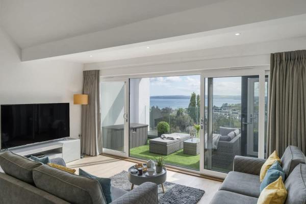 Apartment With Stunning Sea Views Private Parking - Newton Abbot