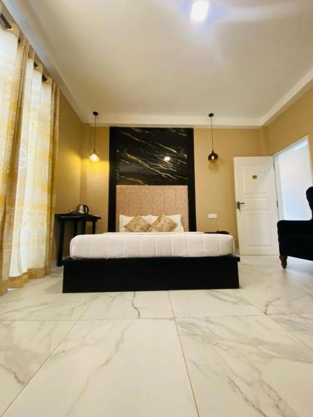 The Calm Hotel - Nuwara Eliya