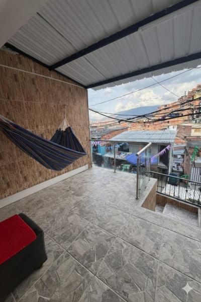 House With Terrace San Javier Comuna 13 - Sabaneta