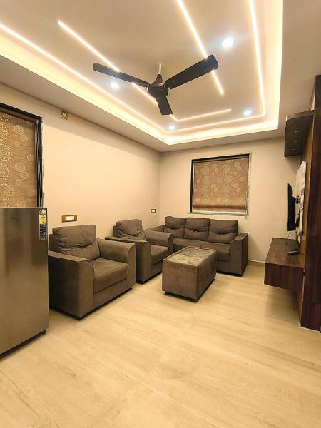 An Exquisite New Luxury One Bedroom Penthouse At Mio Hotel Madhapur - Hyderabad