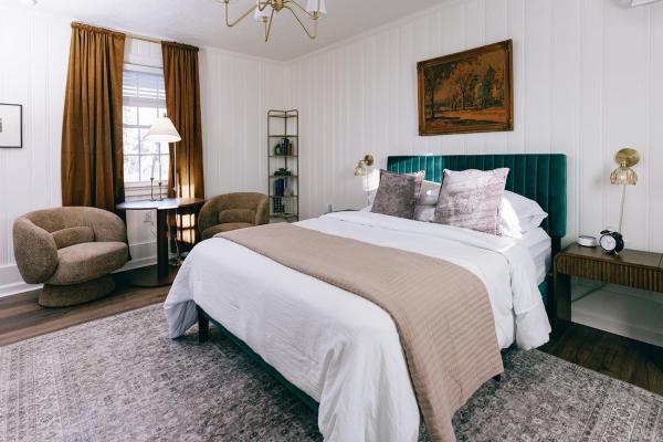 Romantic 1br Escapecozy, Elevated, Unforgettable - Virginia