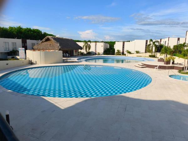 Casa De Verano Málaga Confort Sol Y Piscina - Girardot