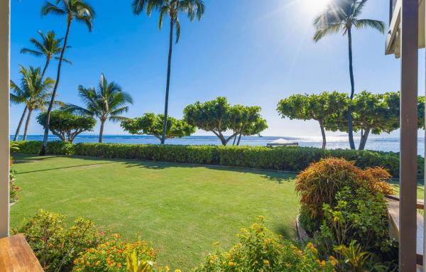 Puunoa Beach Estate - Lahaina, HI