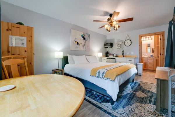 Gateway To Lassen Volcanic! Cozy Woodland Studio - Lake Almanor, CA