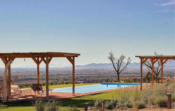 Beautiful Home In Località Ottava Zona With Private Swimming Pool, Can Be Inside Or Outside - Grosseto