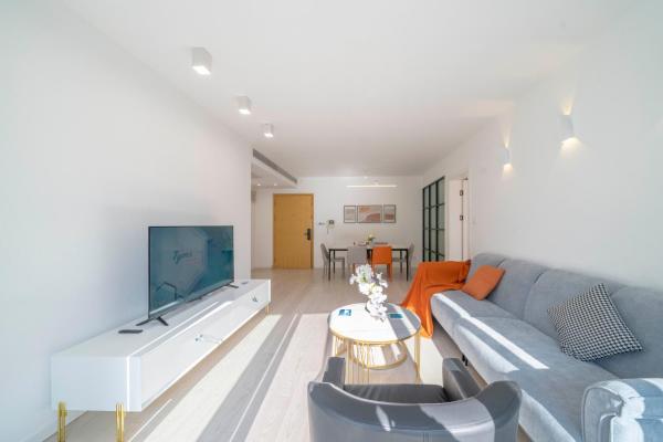 Tyms 2br Serviced Apt Near Metro Xujiahui Center - Shanghai