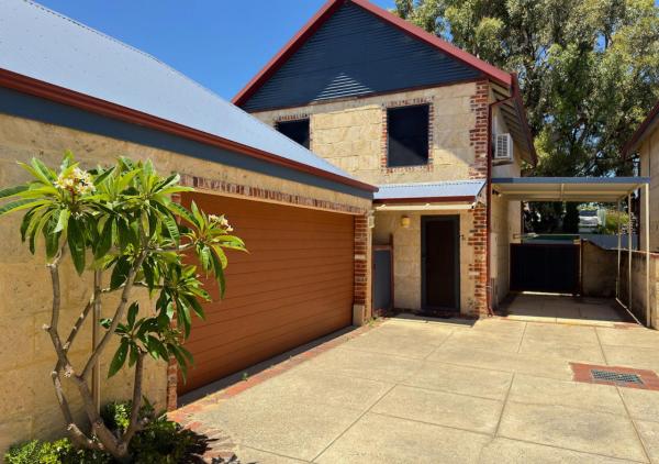 Radford Retreat - Rockingham